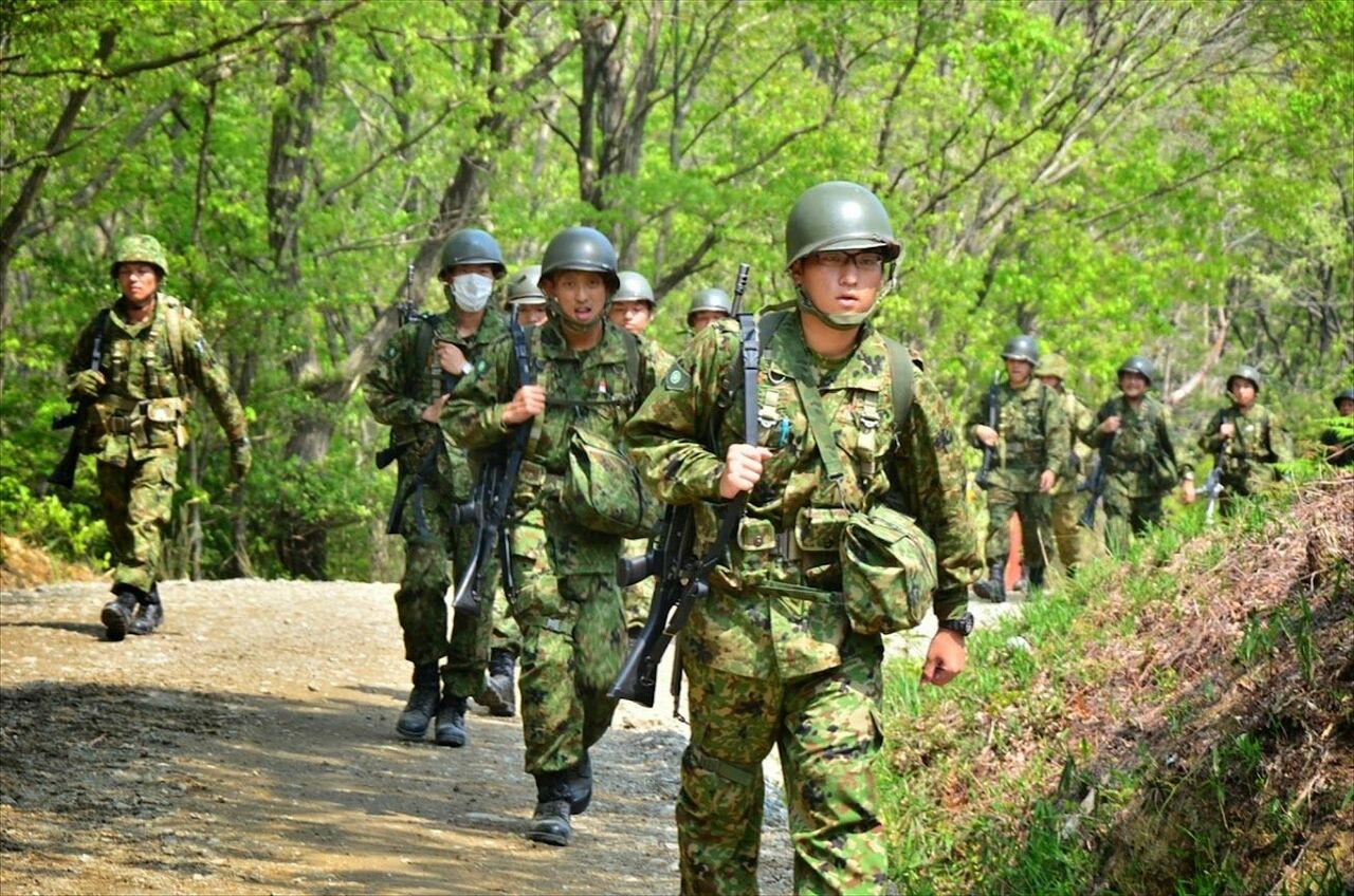 幹部自衛官が「リーダーの基本」を学んだ分隊行進訓練 | WANI BOOKS NewsCrunch（ニュースクランチ）